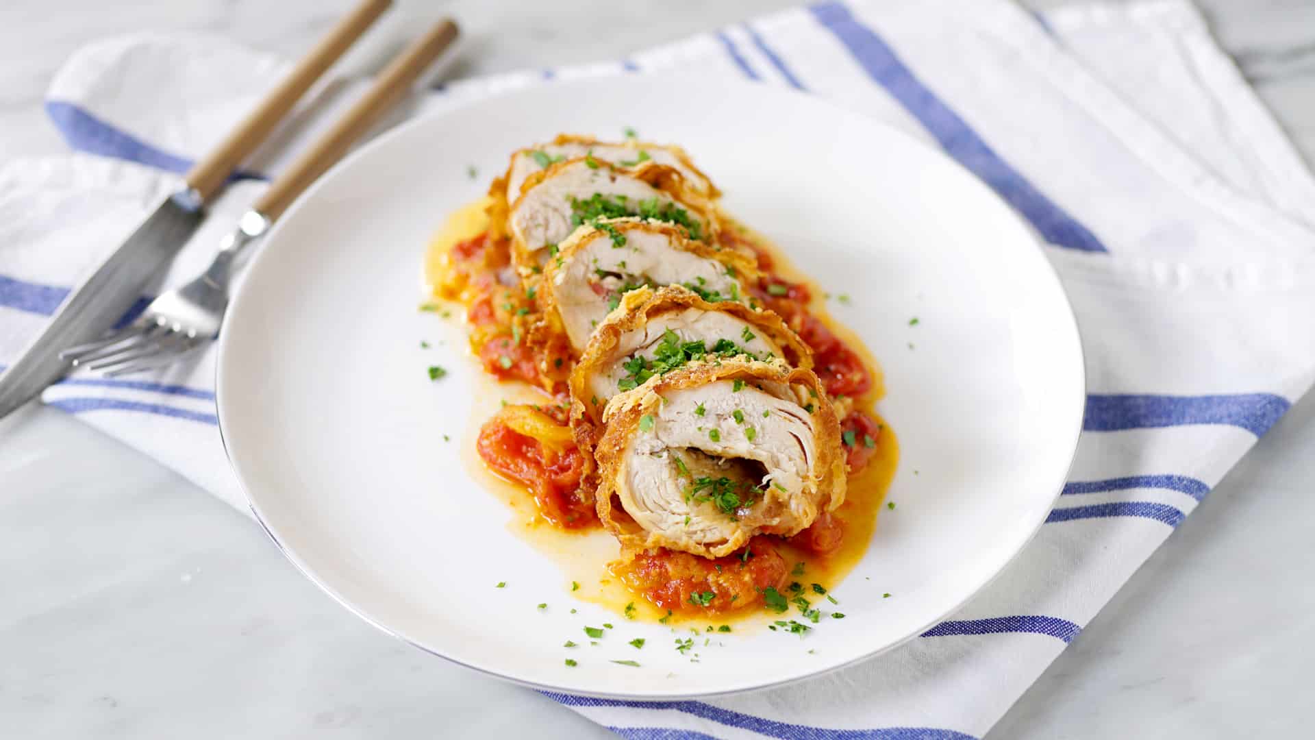 Receita de Filé de Frango Recheado com Legumes e Queijo Minas - Boomi